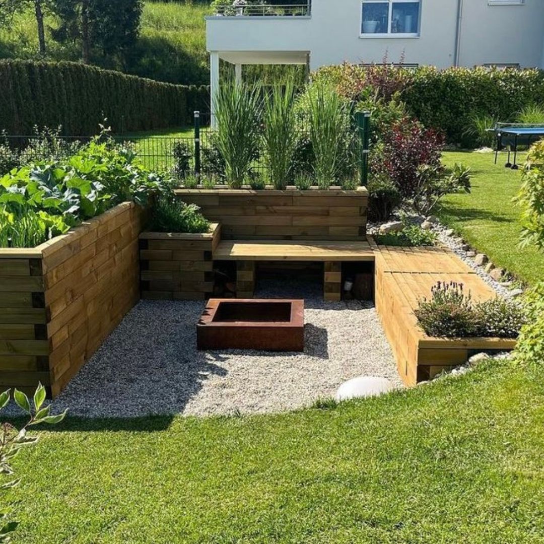 Gestaltungsideen für Gärten mit mehreren Ebenen | WoodBlocX